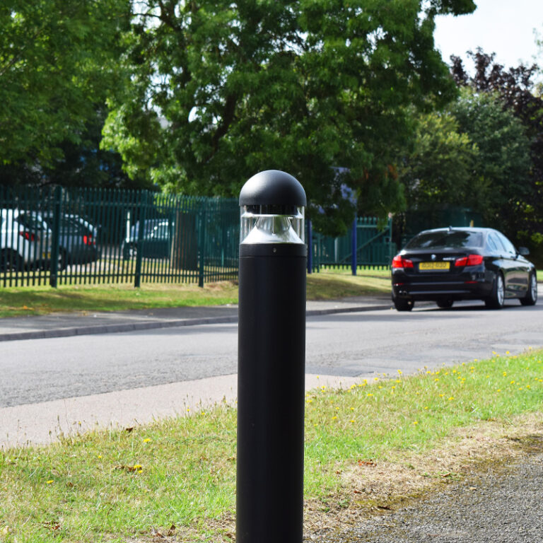 Parabola PIR Security Illuminated Bollards (PIR) - 240v